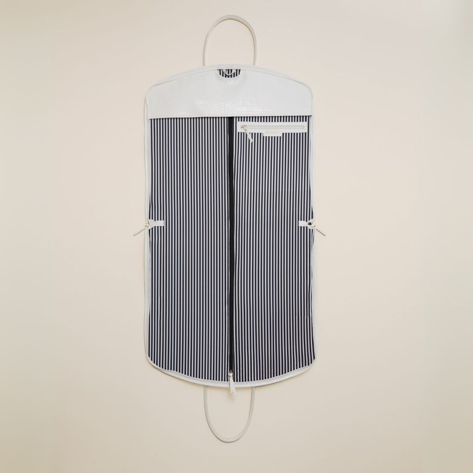 Garment Bags | Hudson+Bleecker